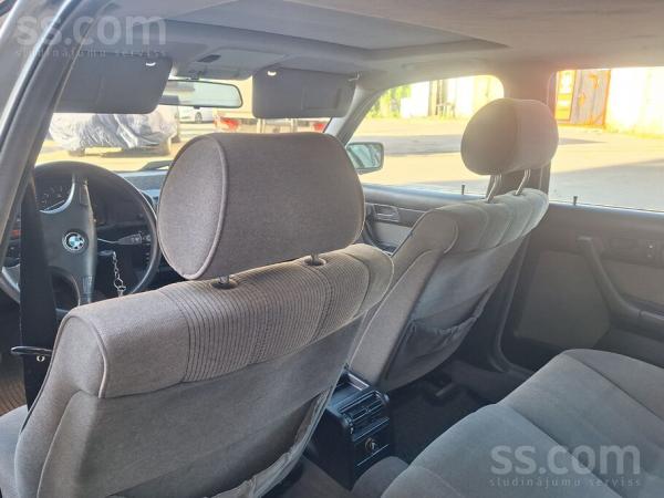 Grey BMW 535 1989 in Riga, with an engine capacity of 3.50 L and mileage of 208 thousand km for 11500 €, photo 8 on AUTOMOTO.COM.LV