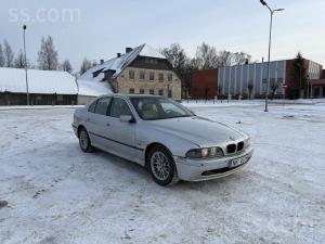 Pelēks BMW 535 1998 Cēsis, ar dzinēja tilpumu 3.50 L un nobraukumu 385 tūkst. km par 2500 €, foto 3 vietnē AUTOMOTO.COM.LV