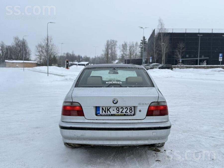 Серый БМВ 535 1998 в Цесис, объемом двигателя 3.50 л и пробегом 386 тыс. км за 2500 €, фото 4 на AUTOMOTO.COM.LV