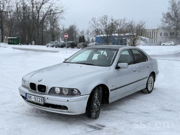 Серый БМВ 535 1998 в Цесис, объемом двигателя 3.50 л и пробегом 386 тыс. км за 2500 €, фото 5 на AUTOMOTO.COM.LV