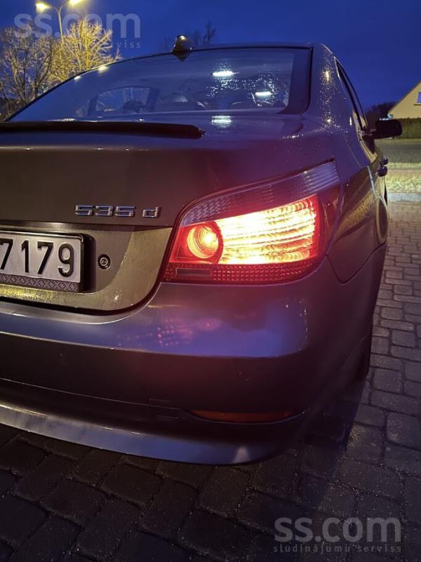 Pelēks BMW 535 2005 Cēsis, ar dzinēja tilpumu 3.00 L un nobraukumu 230 tūkst. km par 5450 €, foto 7 vietnē AUTOMOTO.COM.LV