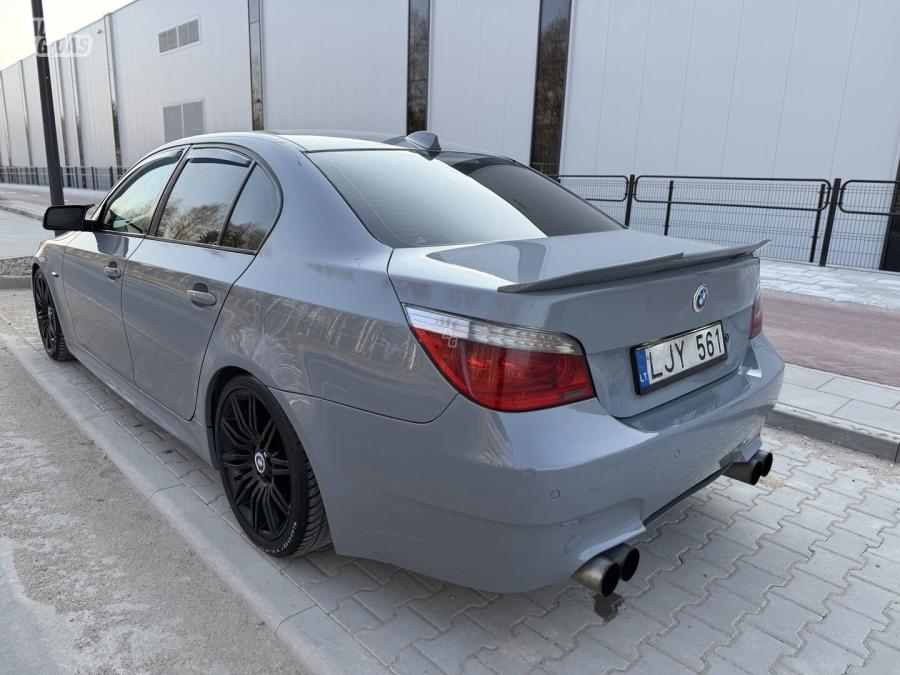 Grey BMW 535 2005 in Vilnius, with an engine capacity of 3.00 L and mileage of 320 thousand km for 7000 €, photo 20 on AUTOMOTO.COM.LV