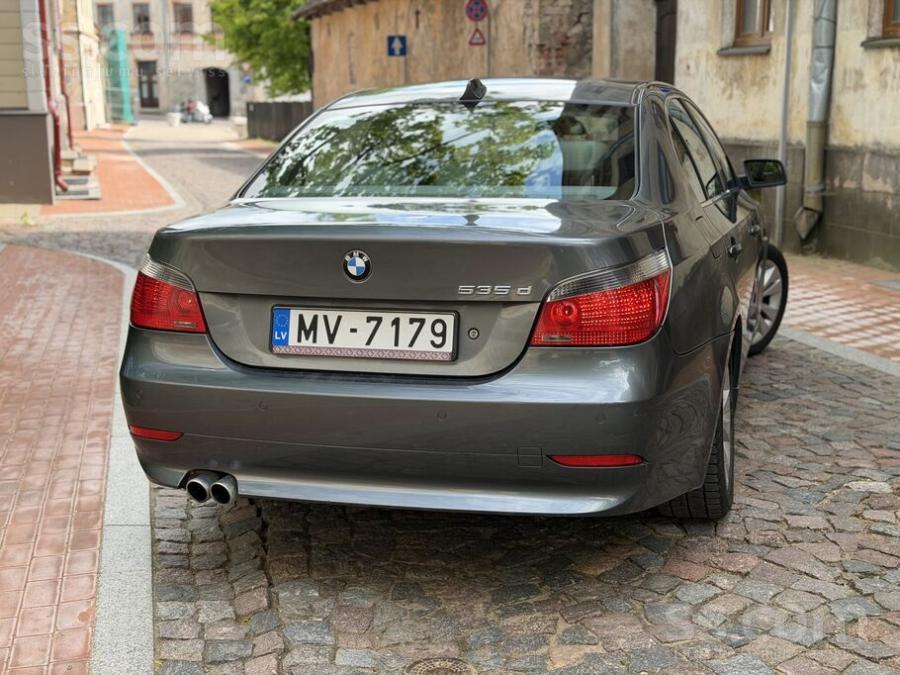 Pelēks BMW 535 2005 Cēsis, ar dzinēja tilpumu 3.00 L un nobraukumu 233 tūkst. km par 3990 €, foto 4 vietnē AUTOMOTO.COM.LV