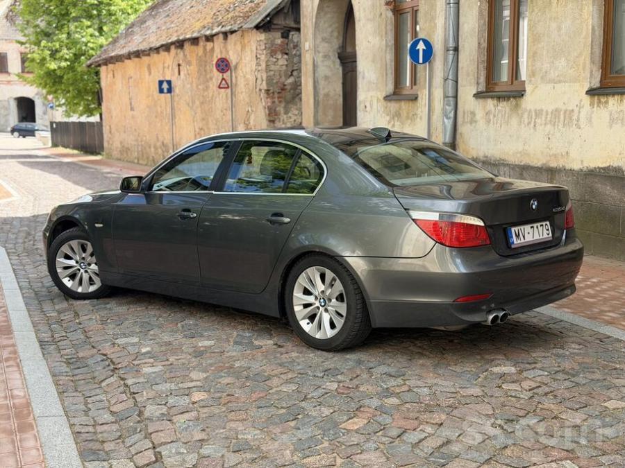 Pelēks BMW 535 2005 Cēsis, ar dzinēja tilpumu 3.00 L un nobraukumu 233 tūkst. km par 3990 €, foto 10 vietnē AUTOMOTO.COM.LV