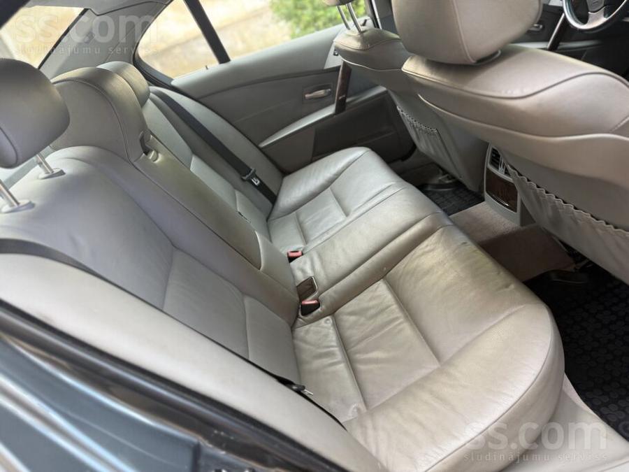 Pelēks BMW 535 2005 Cēsis, ar dzinēja tilpumu 3.00 L un nobraukumu 233 tūkst. km par 3990 €, foto 14 vietnē AUTOMOTO.COM.LV