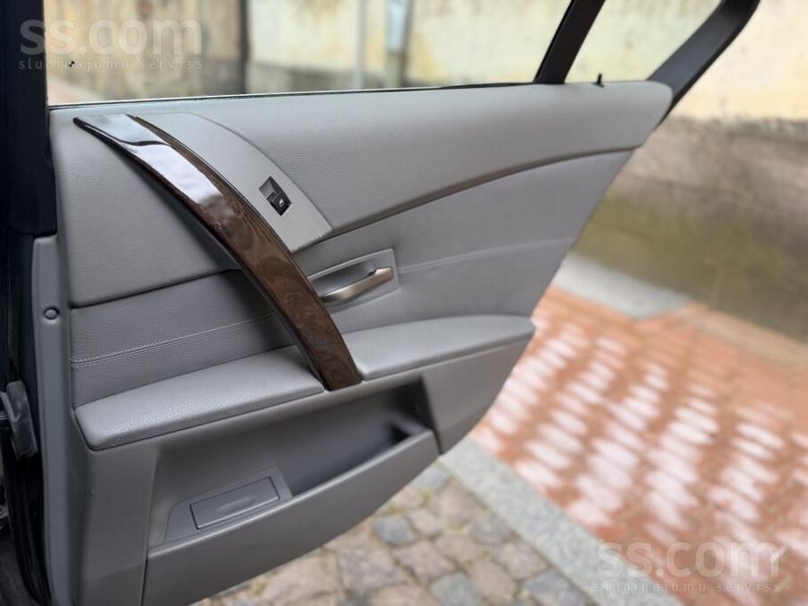 Pelēks BMW 535 2005 Cēsis, ar dzinēja tilpumu 3.00 L un nobraukumu 233 tūkst. km par 3990 €, foto 15 vietnē AUTOMOTO.COM.LV