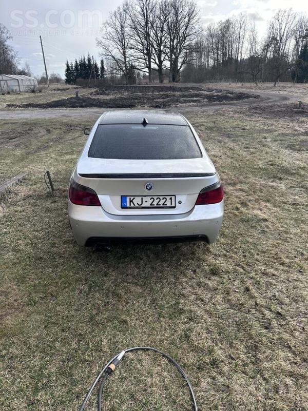 Grey BMW 535 2005 in Riga, with an engine capacity of 3.00 L and mileage of 407 thousand km for 6500 €, photo 6 on AUTOMOTO.COM.LV