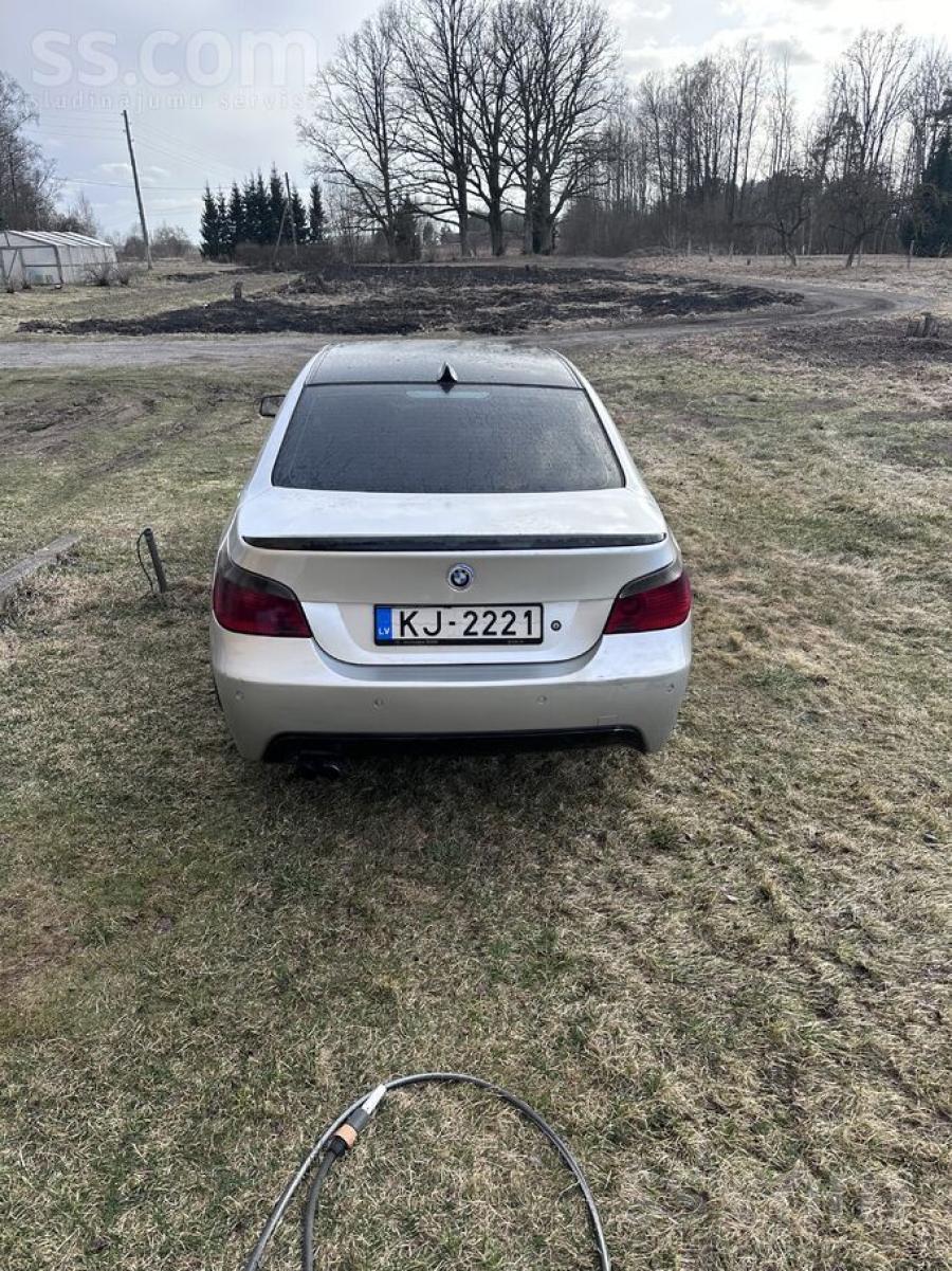 Pelēks BMW 535 2005 Rīga, ar dzinēja tilpumu 3.00 L un nobraukumu 407 tūkst. km par 6500 €, foto 7 vietnē AUTOMOTO.COM.LV