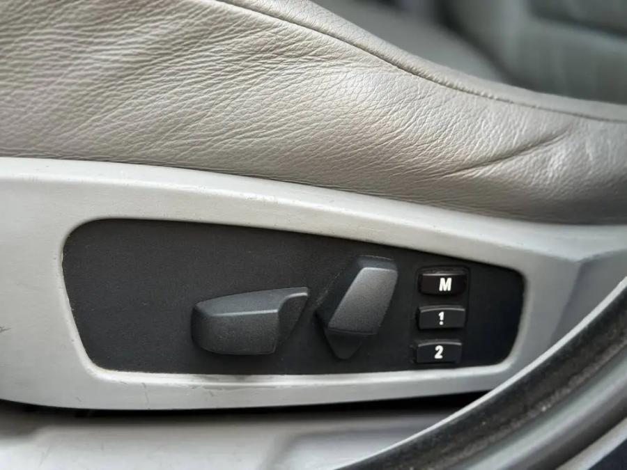 Pelēks BMW 535 2005 Cēsis, ar dzinēja tilpumu 3.00 L un nobraukumu 233 tūkst. km par 3990 €, foto 11 vietnē AUTOMOTO.COM.LV