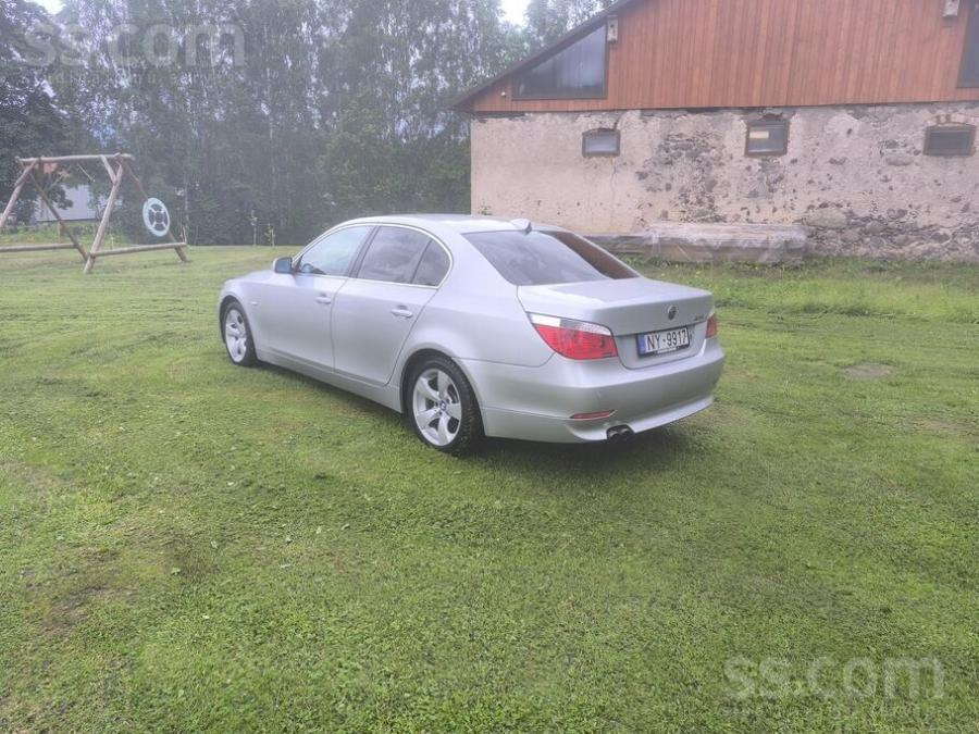 Grey BMW 535 2005 in Ogre, with an engine capacity of 3.00 L and mileage of 325 thousand km for 4500 €, photo 8 on AUTOMOTO.COM.LV
