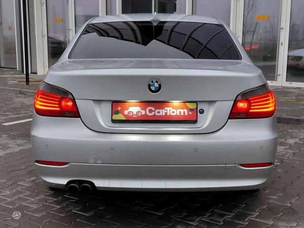 Grey BMW 535 2007 in Vilnius, with an engine capacity of 2.99 L and mileage of 313 thousand km for 5600 €, photo 5 on AUTOMOTO.COM.LV