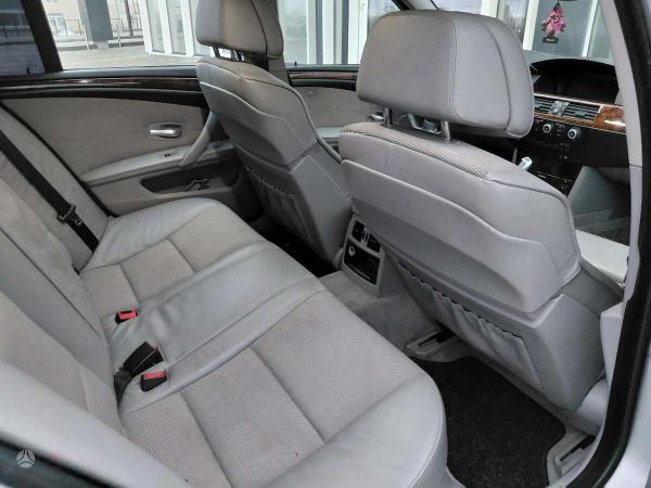 Grey BMW 535 2007 in Vilnius, with an engine capacity of 2.99 L and mileage of 313 thousand km for 5600 €, photo 10 on AUTOMOTO.COM.LV