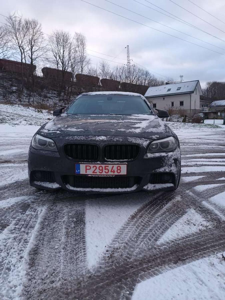 Grey BMW 535 2011 in Vilnius, with an engine capacity of 2.98 L and mileage of 308 thousand km for 8950 €, photo 2 on AUTOMOTO.COM.LV