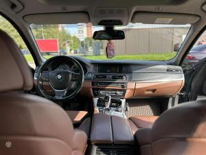 Grey BMW 535 2011 in Vilnius, with an engine capacity of 2.99 L and mileage of 297 thousand km for 8500 €, photo 6 on AUTOMOTO.COM.LV