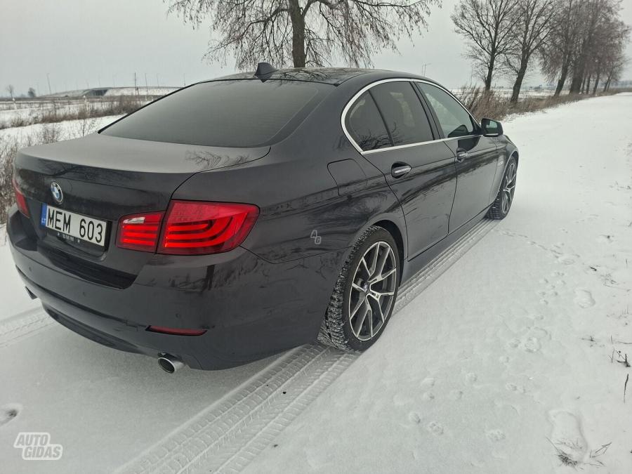 Grey BMW 535 2011 in Marijampole, with an engine capacity of 3.00 L and mileage of 350 thousand km for 5999 €, photo 5 on AUTOMOTO.COM.LV
