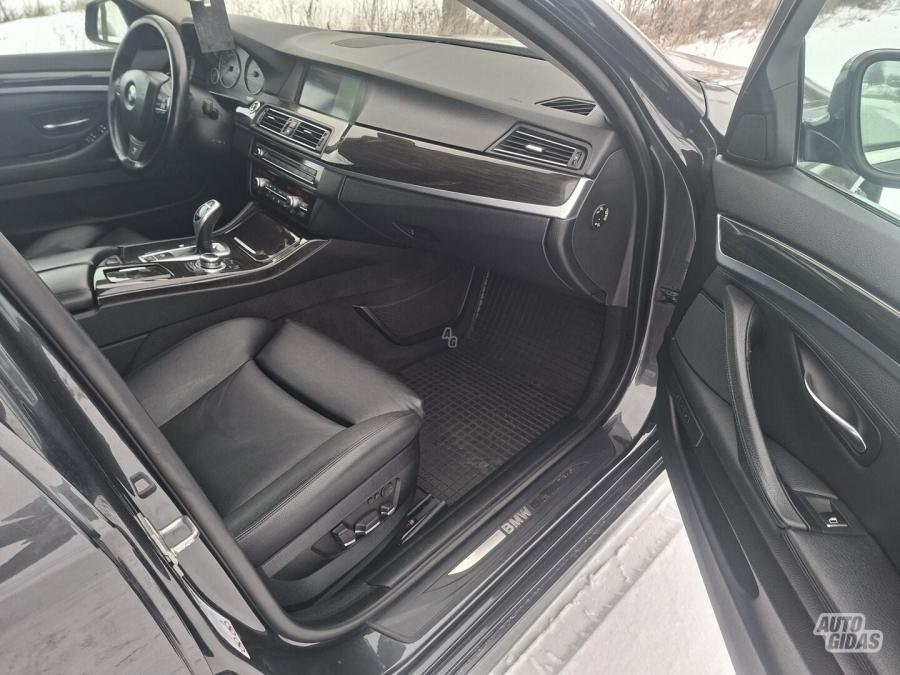 Grey BMW 535 2011 in Marijampole, with an engine capacity of 3.00 L and mileage of 350 thousand km for 5999 €, photo 14 on AUTOMOTO.COM.LV