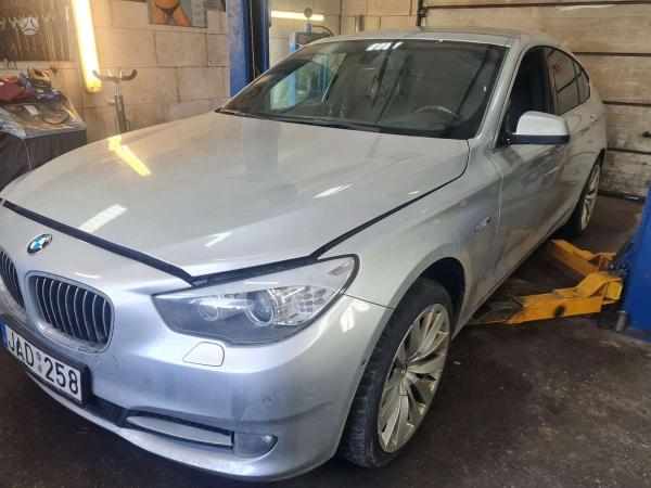 Pelēks BMW 535 2011 Klaipėda, ar dzinēja tilpumu 2.99 L un nobraukumu 449 tūkst. km par 3500 €, foto 7 vietnē AUTOMOTO.COM.LV