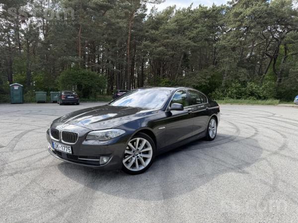 Grey BMW 535 2011 in Limbazi, with an engine capacity of 3.00 L and mileage of 0 thousand km for 10995 €, photo 1 on AUTOMOTO.COM.LV