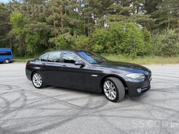 Grey BMW 535 2011 in Limbazi, with an engine capacity of 3.00 L and mileage of 0 thousand km for 10995 €, photo 7 on AUTOMOTO.COM.LV