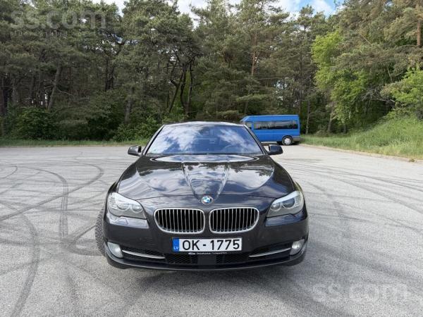 Grey BMW 535 2011 in Limbazi, with an engine capacity of 3.00 L and mileage of 0 thousand km for 10995 €, photo 8 on AUTOMOTO.COM.LV