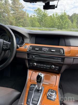 Pelēks BMW 535 2011 Limbaži, ar dzinēja tilpumu 3.00 L un nobraukumu 0 tūkst. km par 10995 €, foto 22 vietnē AUTOMOTO.COM.LV