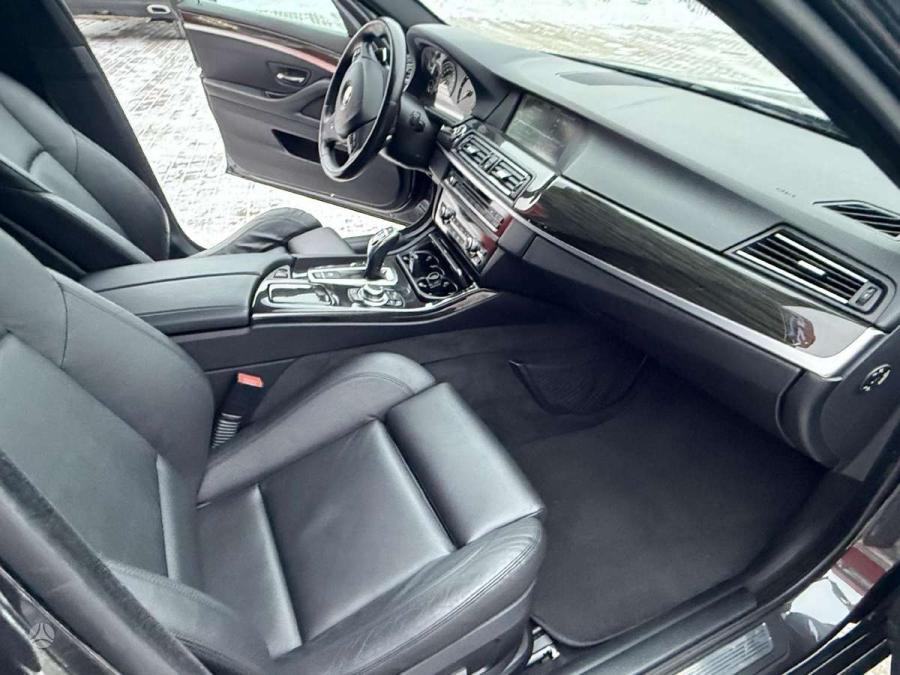 Pelēks BMW 535 2012 Marijampole, ar dzinēja tilpumu 2.99 L un nobraukumu 283 tūkst. km par 10750 €, foto 19 vietnē AUTOMOTO.COM.LV
