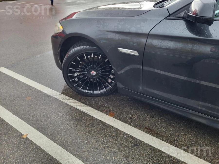Grey BMW 535 2012 in Riga, with an engine capacity of 3.00 L and mileage of 250 thousand km for 12900 €, photo 3 on AUTOMOTO.COM.LV