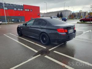 Grey BMW 535 2012 in Riga, with an engine capacity of 3.00 L and mileage of 250 thousand km for 12900 €, photo 4 on AUTOMOTO.COM.LV