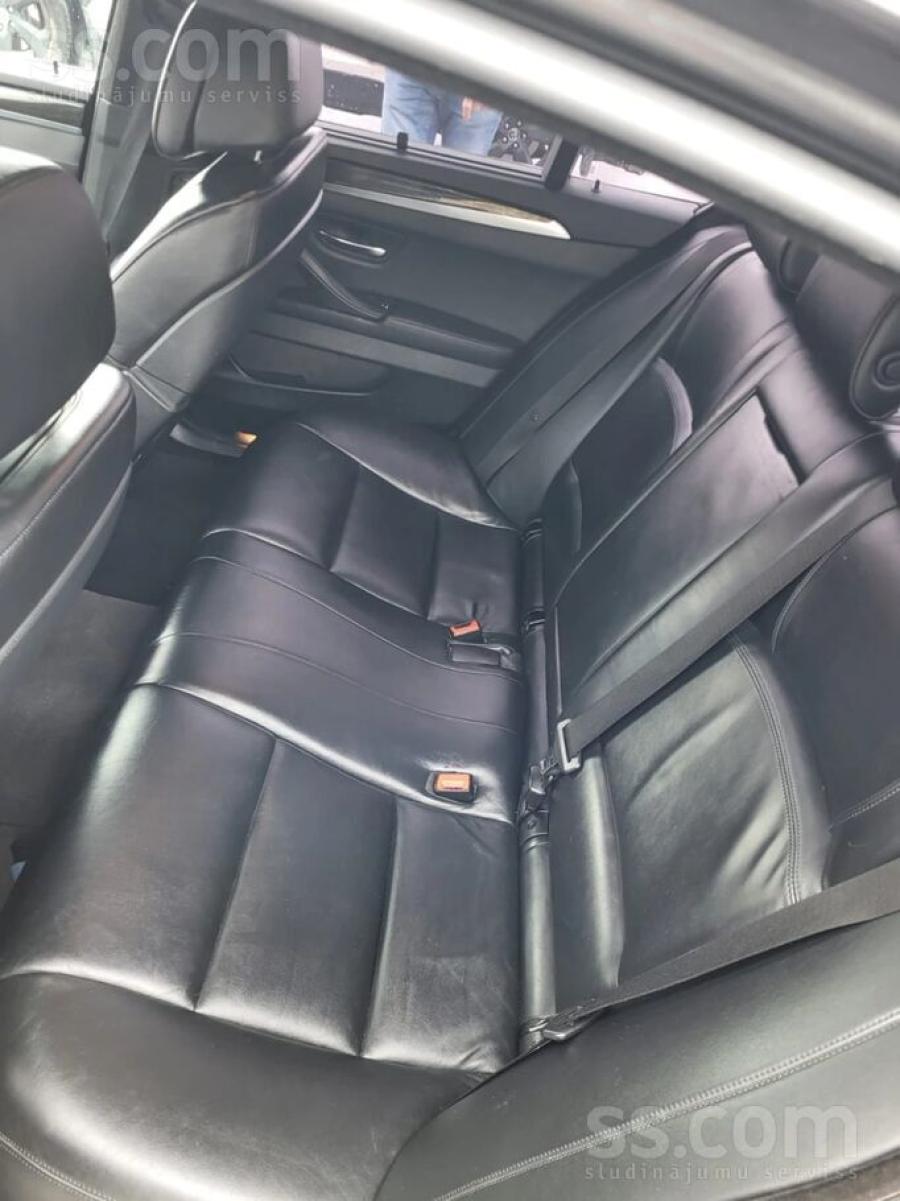 Grey BMW 535 2012 in Riga, with an engine capacity of 3.00 L and mileage of 250 thousand km for 12900 €, photo 9 on AUTOMOTO.COM.LV