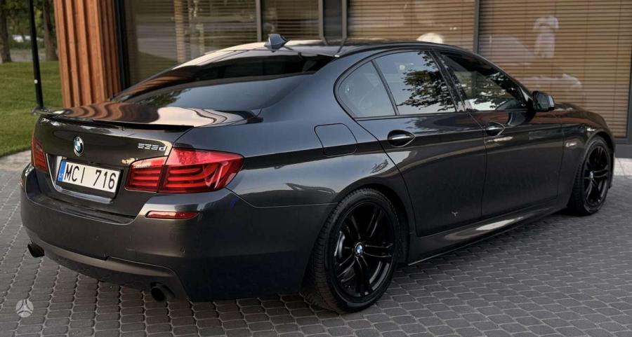 Pelēks BMW 535 2012 Viļņa, ar dzinēja tilpumu 2.99 L un nobraukumu 339 tūkst. km par 10800 €, foto 5 vietnē AUTOMOTO.COM.LV