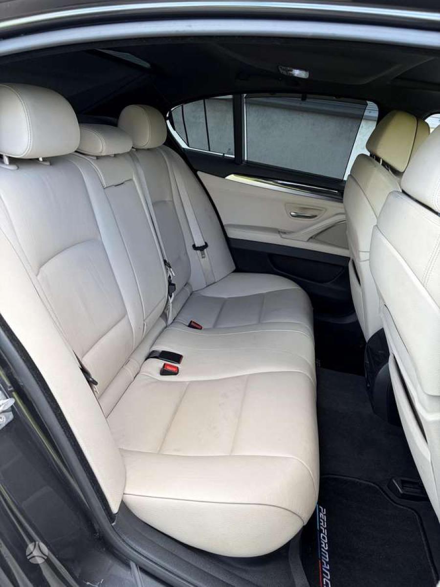 Grey BMW 535 2012 in Vilnius, with an engine capacity of 2.98 L and mileage of 280 thousand km for 10900 €, photo 21 on AUTOMOTO.COM.LV