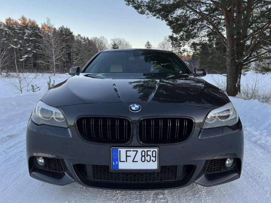 Grey BMW 535 2013 in Vilnius, with an engine capacity of 3.00 L and mileage of 232 thousand km for 9400 €, photo 3 on AUTOMOTO.COM.LV