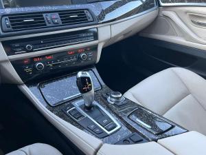 Grey BMW 535 2013 in Vilnius, with an engine capacity of 3.00 L and mileage of 232 thousand km for 9400 €, photo 15 on AUTOMOTO.COM.LV