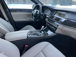 Grey BMW 535 2013 in Vilnius, with an engine capacity of 3.00 L and mileage of 232 thousand km for 9400 €, photo 17 on AUTOMOTO.COM.LV