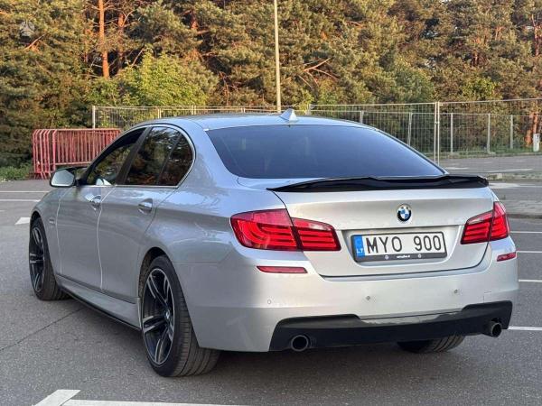 Grey BMW 535 2013 in Vilnius, with an engine capacity of 2.98 L and mileage of 300 thousand km for 8600 €, photo 4 on AUTOMOTO.COM.LV