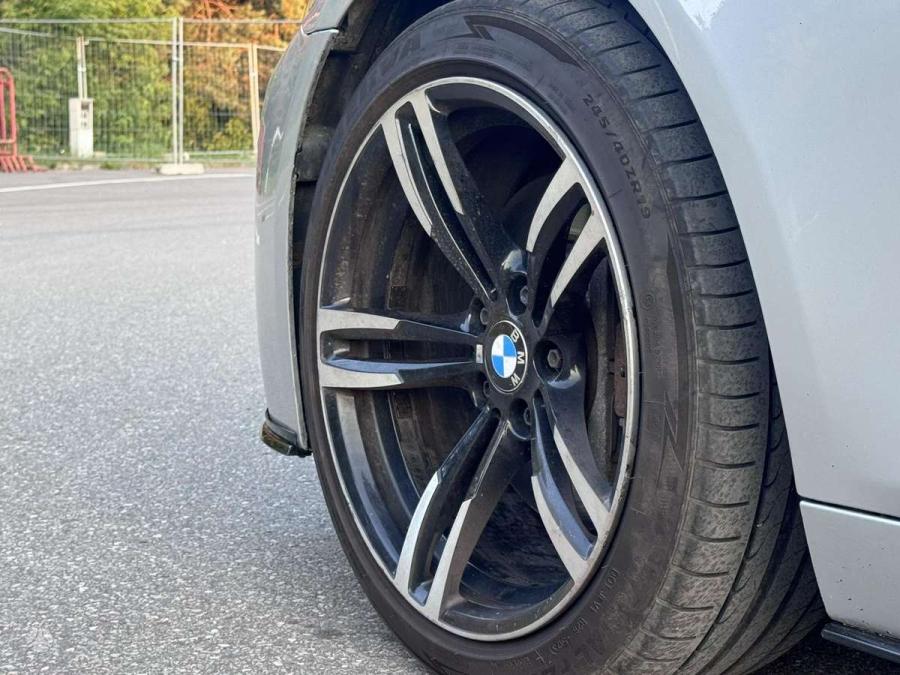 Pelēks BMW 535 2013 Viļņa, ar dzinēja tilpumu 2.98 L un nobraukumu 300 tūkst. km par 8600 €, foto 9 vietnē AUTOMOTO.COM.LV