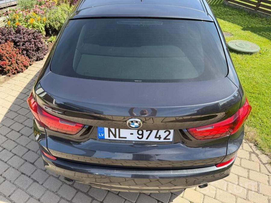 Grey BMW 535 2013 in Riga, with an engine capacity of 3.00 L and mileage of 224 thousand km for 14700 €, photo 12 on AUTOMOTO.COM.LV