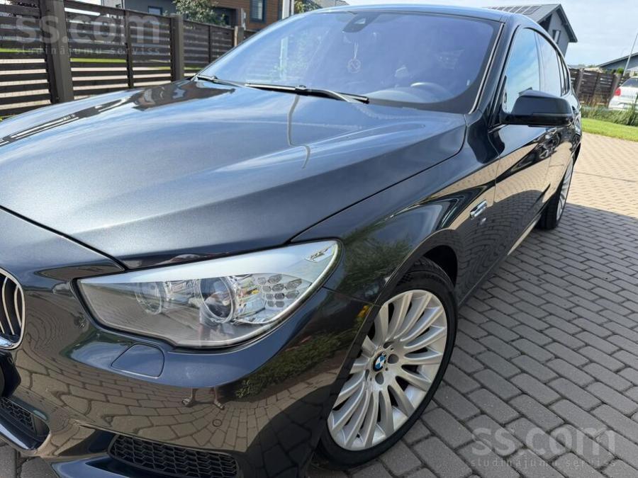 Grey BMW 535 2013 in Riga, with an engine capacity of 3.00 L and mileage of 224 thousand km for 14700 €, photo 13 on AUTOMOTO.COM.LV