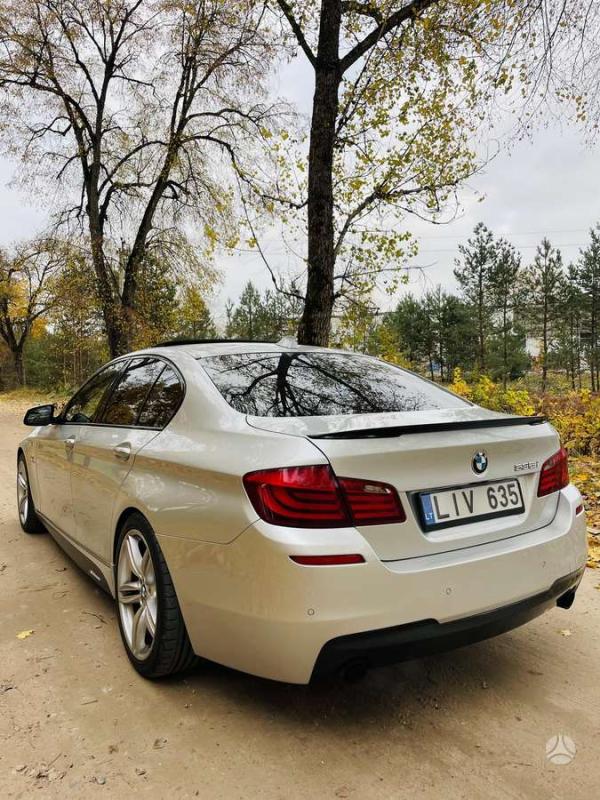 Pelēks BMW 535 2013 Viļņa, ar dzinēja tilpumu 2.98 L un nobraukumu 210 tūkst. km par 10500 €, foto 7 vietnē AUTOMOTO.COM.LV