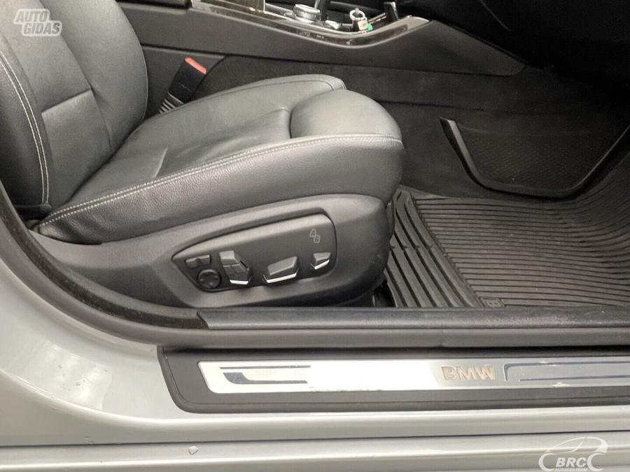 Pelēks BMW 535 2014 Avižieniai, ar dzinēja tilpumu 3.00 L un nobraukumu 290 tūkst. km par 12900 €, foto 7 vietnē AUTOMOTO.COM.LV