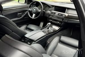 Grey BMW 535 2014 in Jelgava, with an engine capacity of 3.00 L and mileage of 168 thousand km for 15999 €, photo 18 on AUTOMOTO.COM.LV