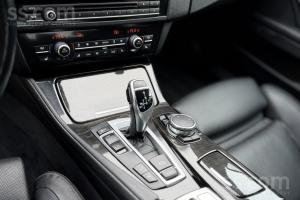 Grey BMW 535 2014 in Jelgava, with an engine capacity of 3.00 L and mileage of 168 thousand km for 15999 €, photo 19 on AUTOMOTO.COM.LV