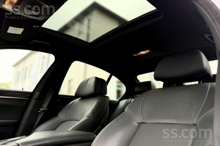 Grey BMW 535 2014 in Jelgava, with an engine capacity of 3.00 L and mileage of 168 thousand km for 15999 €, photo 21 on AUTOMOTO.COM.LV