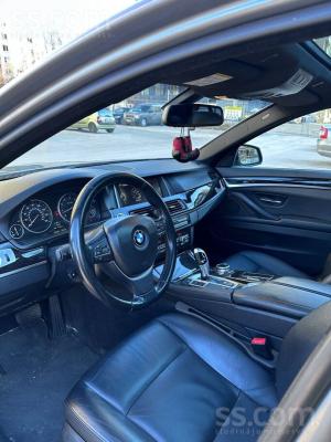 Pelēks BMW 535 2014 Rīga, ar dzinēja tilpumu 3.00 L un nobraukumu 138 tūkst. km par 15400 €, foto 11 vietnē AUTOMOTO.COM.LV