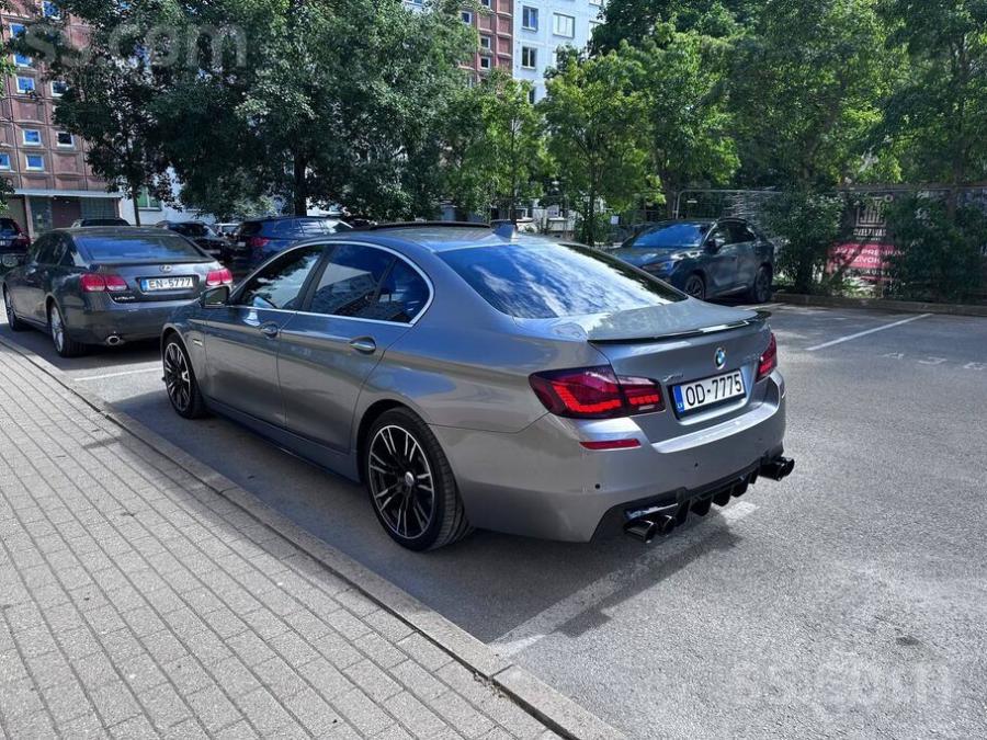 Grey BMW 535 2014 in Riga, with an engine capacity of 3.00 L and mileage of 138 thousand km for 15400 €, photo 4 on AUTOMOTO.COM.LV
