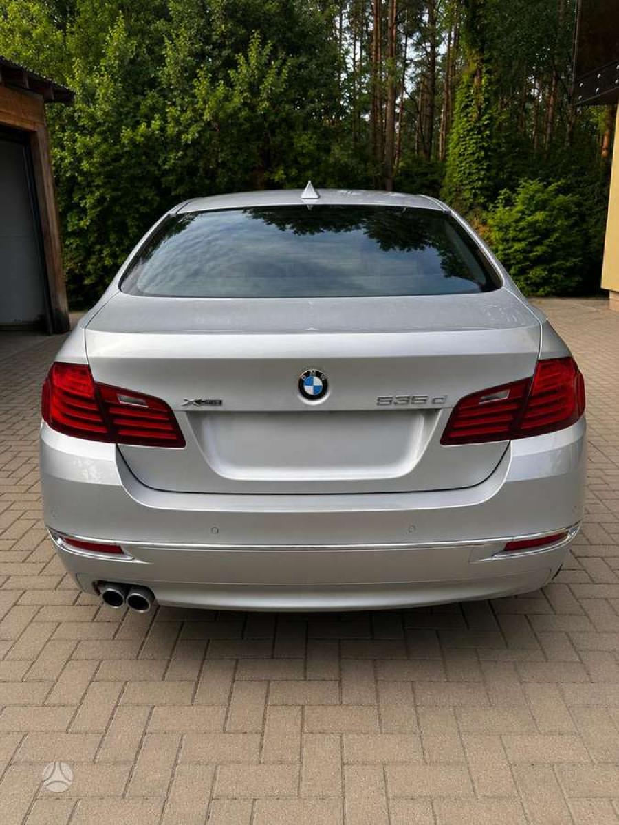 Grey BMW 535 2014 in Kaunas, with an engine capacity of 2.99 L and mileage of 336 thousand km for 9500 €, photo 7 on AUTOMOTO.COM.LV