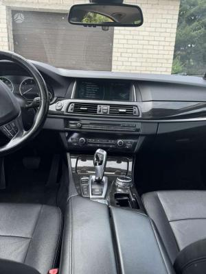 Grey BMW 535 2014 in Kaunas, with an engine capacity of 2.99 L and mileage of 336 thousand km for 9500 €, photo 13 on AUTOMOTO.COM.LV