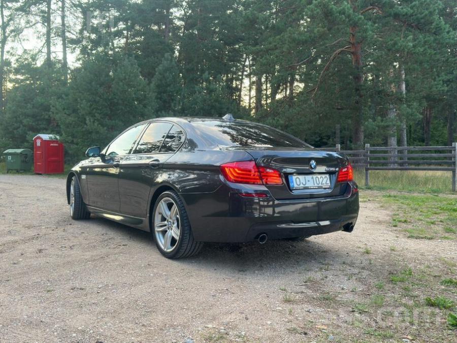 Grey BMW 535 2014 in Daugavpils, with an engine capacity of 3.00 L and mileage of 278 thousand km for 14200 €, photo 5 on AUTOMOTO.COM.LV