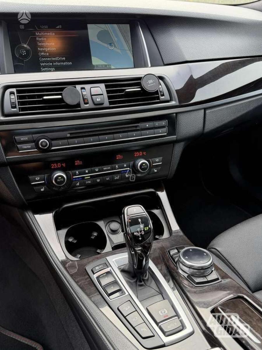 Pelēks BMW 535 2014 Kauņa, ar dzinēja tilpumu 3.00 L un nobraukumu 228 tūkst. km par 16500 €, foto 20 vietnē AUTOMOTO.COM.LV