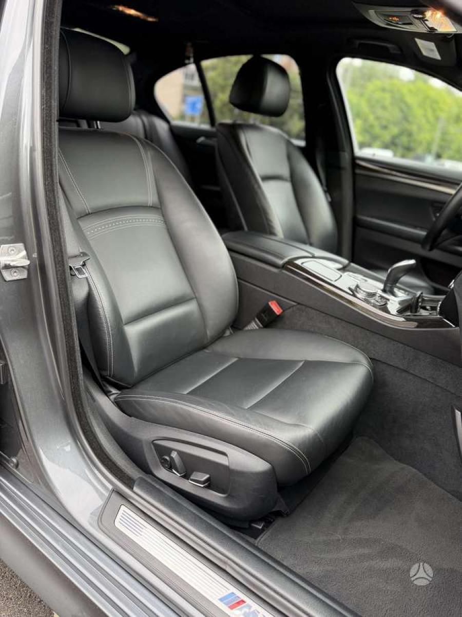 Grey BMW 535 2016 in Kaunas, with an engine capacity of 2.99 L and mileage of 117 thousand km for 13400 €, photo 11 on AUTOMOTO.COM.LV